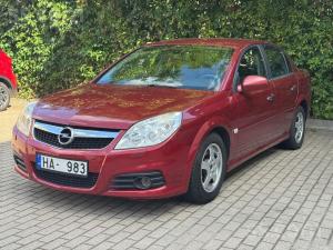 Red Opel Vectra 2007 in Riga, with an engine capacity of 1.80 L and mileage of 118 thousand km for 2800 €, photo 4 on AUTOMOTO.COM.LV