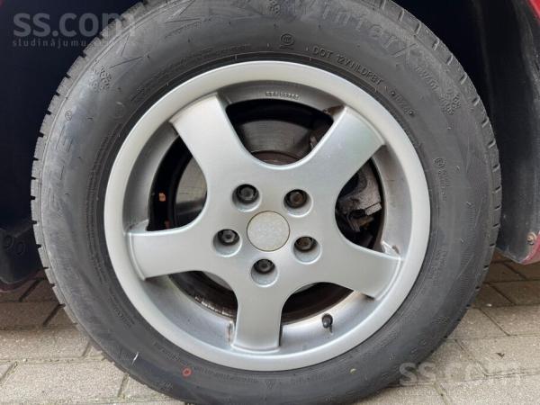 Sarkans Opel Vectra 2007 Rīga, ar dzinēja tilpumu 1.80 L un nobraukumu 118 tūkst. km par 2800 €, foto 8 vietnē AUTOMOTO.COM.LV