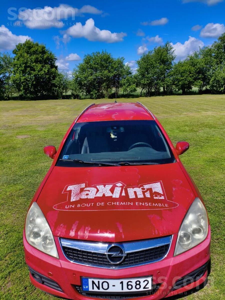 Red Opel Vectra 2006 in Riga, with an engine capacity of 1.90 L and mileage of 362 thousand km for 300 €, photo 6 on AUTOMOTO.COM.LV