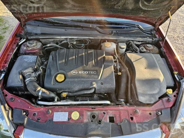 Red Opel Vectra 2008 in Jekabpils, with an engine capacity of 1.90 L and mileage of 496 thousand km for 1600 €, photo 7 on AUTOMOTO.COM.LV