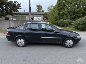 Opel Vectra 1997 Joniškis, ar dzinēja tilpumu 1.60 L un nobraukumu 300 tūkst. km par 500 €, foto 7 vietnē AUTOMOTO.COM.LV