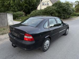 Opel Vectra 1997 Joniškis, ar dzinēja tilpumu 1.60 L un nobraukumu 300 tūkst. km par 500 €, foto 8 vietnē AUTOMOTO.COM.LV