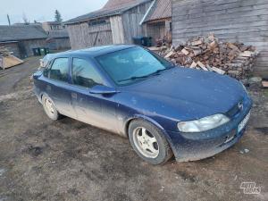 Opel Vectra 1998 Molėtai, ar dzinēja tilpumu 2.00 L un nobraukumu 800 tūkst. km par 350 €, foto 2 vietnē AUTOMOTO.COM.LV