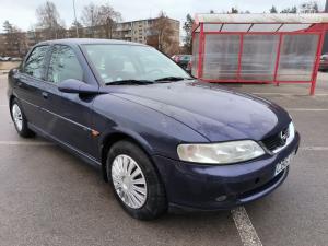 Opel Vectra 2000 in Kaunas, with an engine capacity of 1.80 L and mileage of 162 thousand km for 700 €, photo 3 on AUTOMOTO.COM.LV