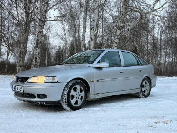 Opel Vectra 2000 in Liepaja, with an engine capacity of 1.80 L and mileage of 184 thousand km for 1750 €, photo 1 on AUTOMOTO.COM.LV