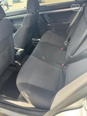 Opel Vectra 2002 in Klaipeda, with an engine capacity of 2.20 L and mileage of 306 thousand km for 1350 €, photo 10 on AUTOMOTO.COM.LV
