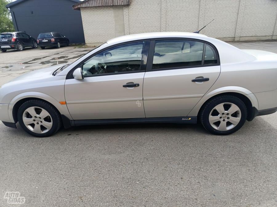 Opel Vectra 2002 Kretinga, ar dzinēja tilpumu 2.20 L un nobraukumu 269 tūkst. km par 950 €, foto 7 vietnē AUTOMOTO.COM.LV