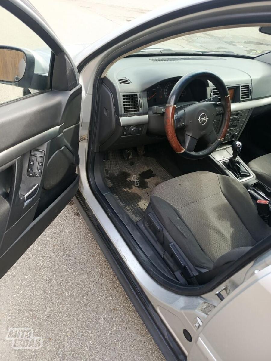 Opel Vectra 2002 Kretinga, ar dzinēja tilpumu 2.20 L un nobraukumu 269 tūkst. km par 950 €, foto 10 vietnē AUTOMOTO.COM.LV