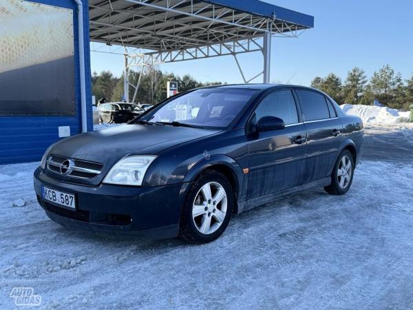 Opel Vectra 2003 in Silute, with an engine capacity of 2.20 L and mileage of 350 thousand km for 680 €, photo 1 on AUTOMOTO.COM.LV