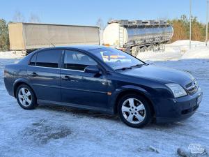 Opel Vectra 2003 in Silute, with an engine capacity of 2.20 L and mileage of 350 thousand km for 680 €, photo 2 on AUTOMOTO.COM.LV