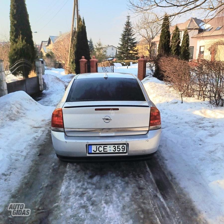 Opel Vectra 2003 Klaipėda, ar dzinēja tilpumu 2.20 L un nobraukumu 350 tūkst. km par 410 €, foto 3 vietnē AUTOMOTO.COM.LV