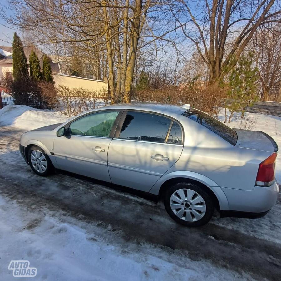 Opel Vectra 2003 Klaipėda, ar dzinēja tilpumu 2.20 L un nobraukumu 350 tūkst. km par 410 €, foto 9 vietnē AUTOMOTO.COM.LV
