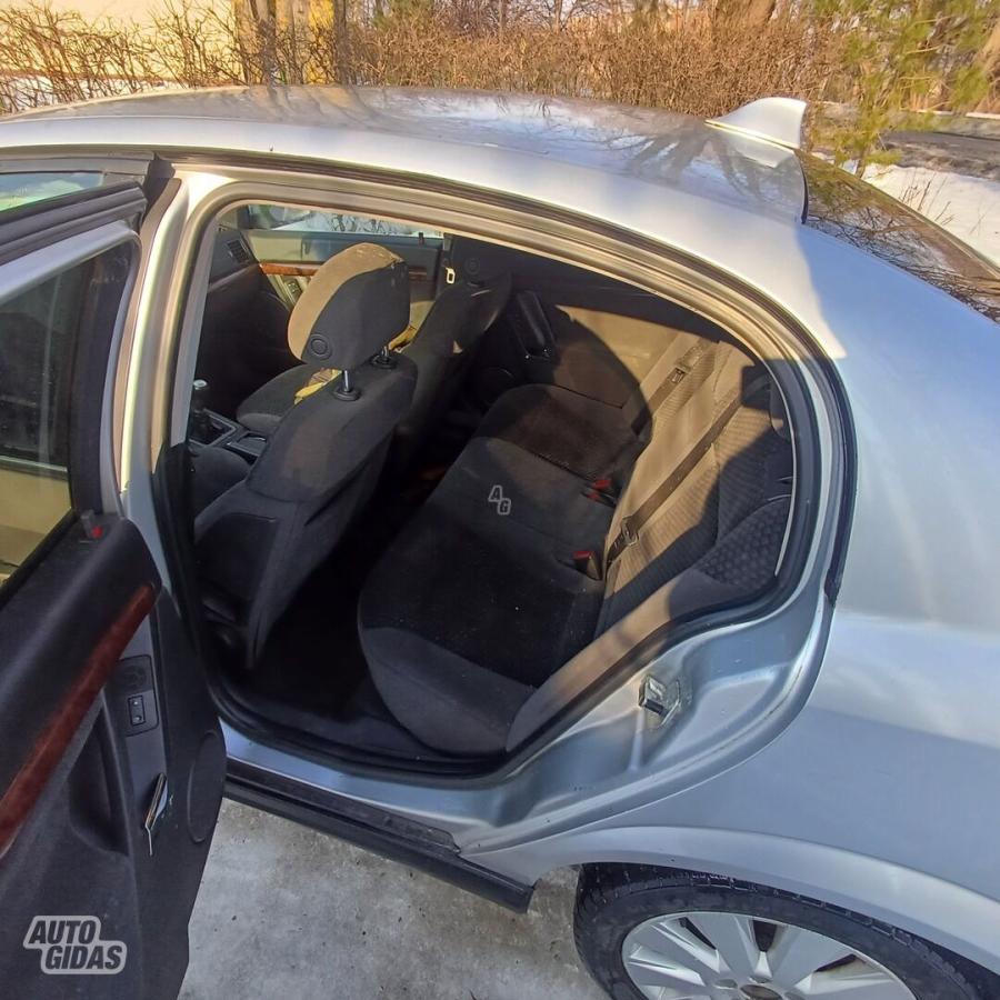 Opel Vectra 2003 Klaipėda, ar dzinēja tilpumu 2.20 L un nobraukumu 350 tūkst. km par 410 €, foto 13 vietnē AUTOMOTO.COM.LV