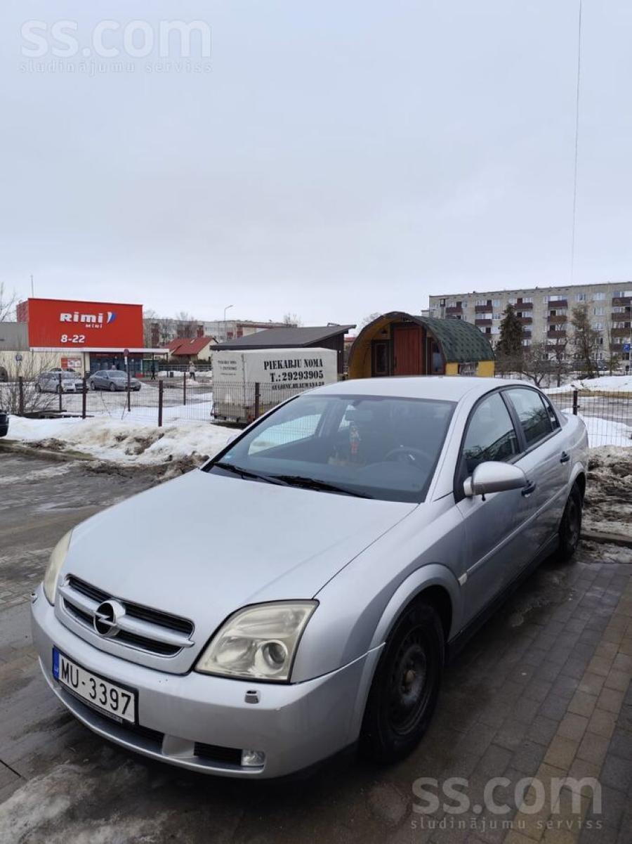 Opel Vectra 2003 in Gulbene, with an engine capacity of 2.20 L and mileage of 312 thousand km for 1350 €, photo 8 on AUTOMOTO.COM.LV