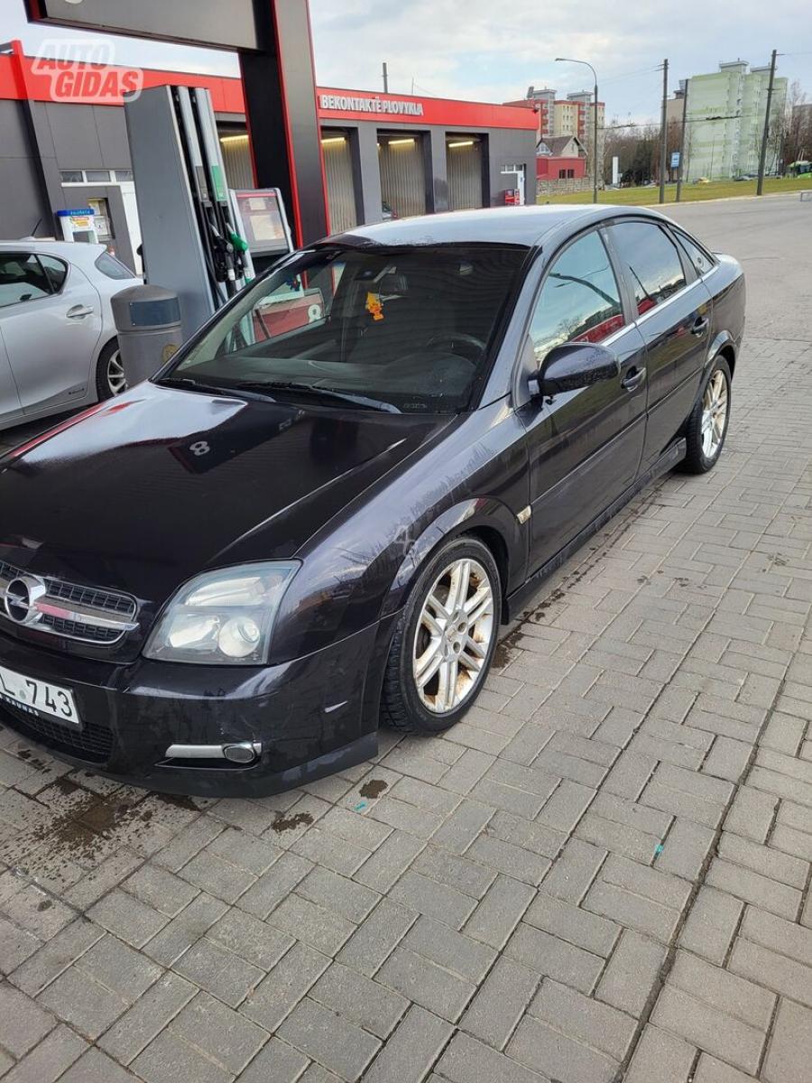 Opel Vectra 2003 in Kaunas, with an engine capacity of 2.20 L and mileage of 273 thousand km for 1300 €, photo 2 on AUTOMOTO.COM.LV