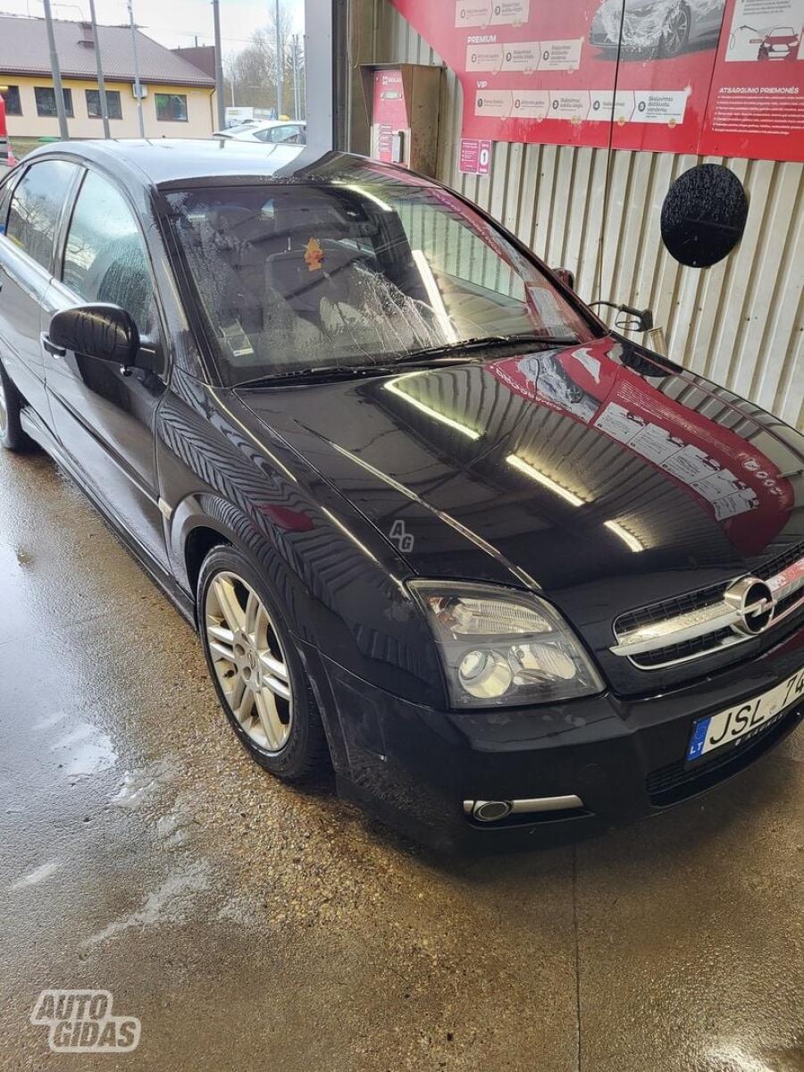 Opel Vectra 2003 in Kaunas, with an engine capacity of 2.20 L and mileage of 273 thousand km for 1300 €, photo 10 on AUTOMOTO.COM.LV
