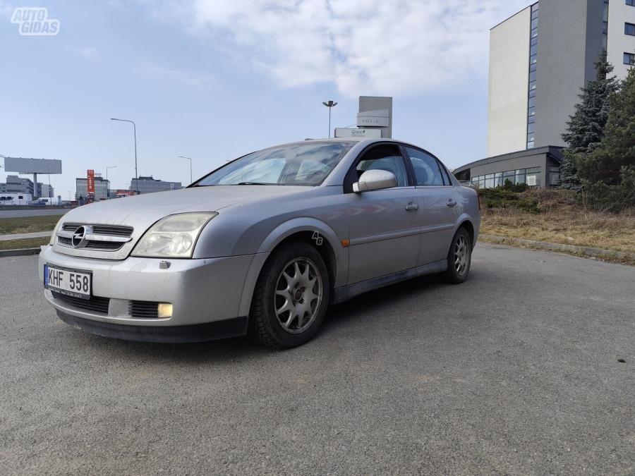 Opel Vectra 2003 Viļņa, ar dzinēja tilpumu 2.20 L un nobraukumu 270 tūkst. km par 490 €, foto 2 vietnē AUTOMOTO.COM.LV