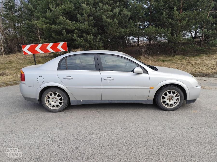 Opel Vectra 2003 Viļņa, ar dzinēja tilpumu 2.20 L un nobraukumu 27 tūkst. km par 480 €, foto 1 vietnē AUTOMOTO.COM.LV
