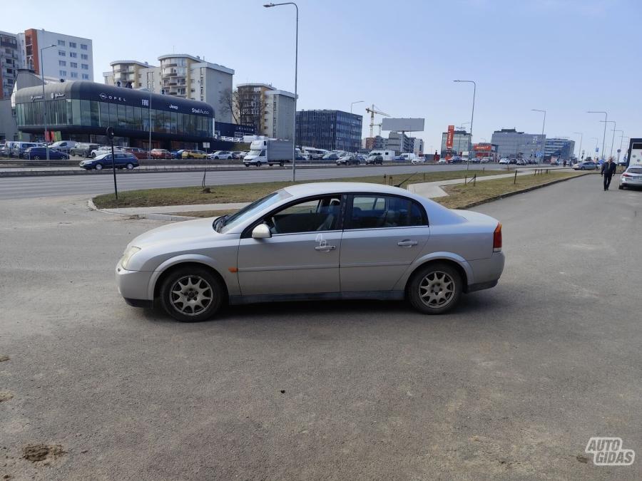 Opel Vectra 2003 Viļņa, ar dzinēja tilpumu 2.20 L un nobraukumu 27 tūkst. km par 480 €, foto 5 vietnē AUTOMOTO.COM.LV