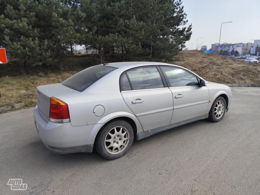 Opel Vectra 2003 Viļņa, ar dzinēja tilpumu 2.20 L un nobraukumu 27 tūkst. km par 480 €, foto 8 vietnē AUTOMOTO.COM.LV