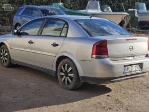 Opel Vectra 2003 in Jurbarkas, with an engine capacity of 2.20 L and mileage of 251 thousand km for 390 €, photo 6 on AUTOMOTO.COM.LV