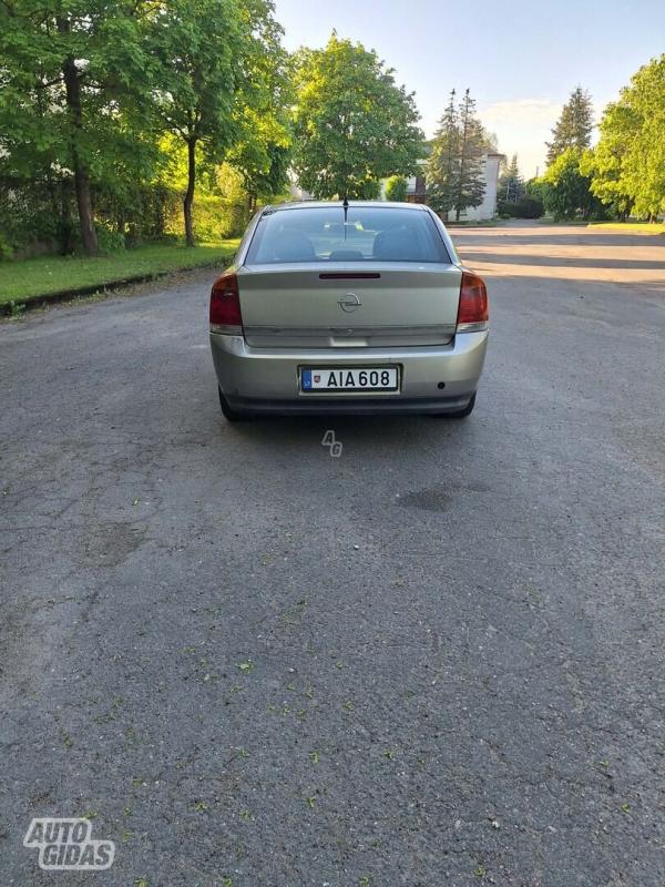Opel Vectra 2003 Šakiai, ar dzinēja tilpumu 2.20 L un nobraukumu 320 tūkst. km par 650 €, foto 3 vietnē AUTOMOTO.COM.LV