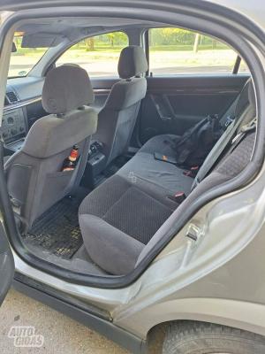 Opel Vectra 2003 Šakiai, ar dzinēja tilpumu 2.20 L un nobraukumu 320 tūkst. km par 650 €, foto 10 vietnē AUTOMOTO.COM.LV
