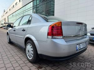 Opel Vectra 2003 Rīga, ar dzinēja tilpumu 2.20 L un nobraukumu 0 tūkst. km par 4100 €, foto 4 vietnē AUTOMOTO.COM.LV