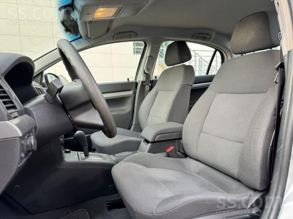 Opel Vectra 2003 Rīga, ar dzinēja tilpumu 2.20 L un nobraukumu 0 tūkst. km par 4100 €, foto 5 vietnē AUTOMOTO.COM.LV