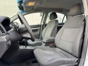 Opel Vectra 2003 Rīga, ar dzinēja tilpumu 2.20 L un nobraukumu 0 tūkst. km par 4100 €, foto 6 vietnē AUTOMOTO.COM.LV