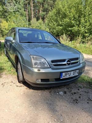Opel Vectra 2003 in Trakai, with an engine capacity of 2.00 L and mileage of 440 thousand km for 900 €, photo 3 on AUTOMOTO.COM.LV