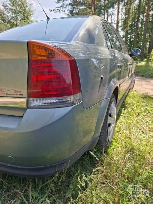 Opel Vectra 2003 in Trakai, with an engine capacity of 2.00 L and mileage of 440 thousand km for 900 €, photo 11 on AUTOMOTO.COM.LV