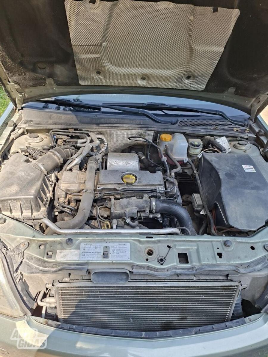 Opel Vectra 2003 in Trakai, with an engine capacity of 2.00 L and mileage of 440 thousand km for 900 €, photo 20 on AUTOMOTO.COM.LV