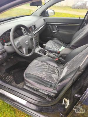 Opel Vectra 2003 Ignalina, ar dzinēja tilpumu 2.20 L un nobraukumu 252 tūkst. km par 730 €, foto 6 vietnē AUTOMOTO.COM.LV