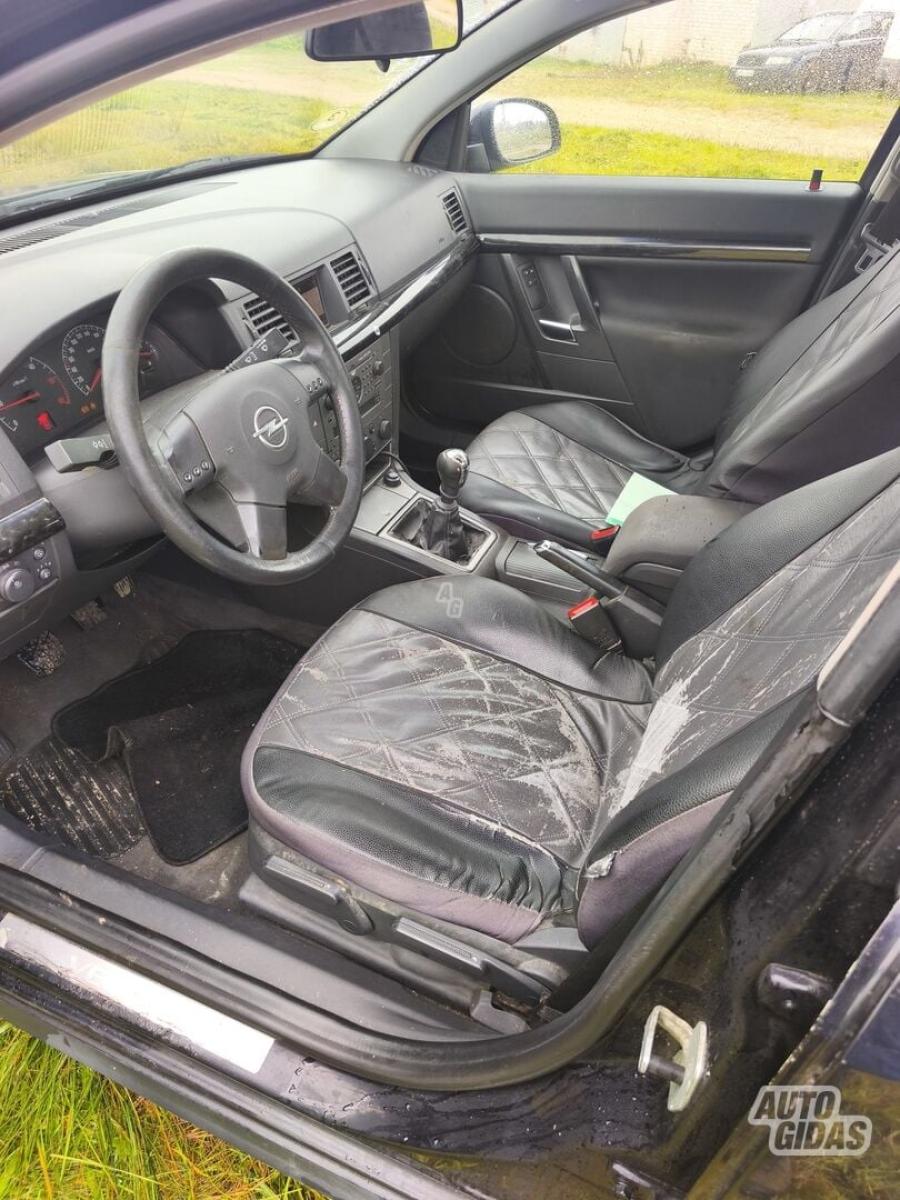 Opel Vectra 2003 Ignalina, ar dzinēja tilpumu 2.20 L un nobraukumu 252 tūkst. km par 730 €, foto 6 vietnē AUTOMOTO.COM.LV