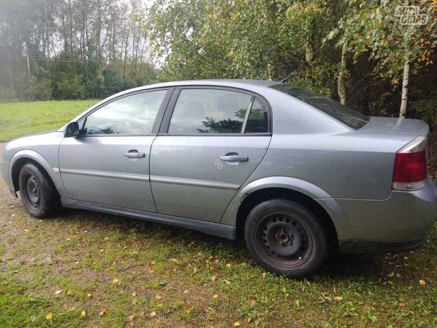 Opel Vectra 2003 Viļņa, ar dzinēja tilpumu 2.00 L un nobraukumu 242 tūkst. km par 1200 €, foto 3 vietnē AUTOMOTO.COM.LV