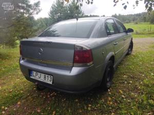 Opel Vectra 2003 Viļņa, ar dzinēja tilpumu 2.00 L un nobraukumu 242 tūkst. km par 1200 €, foto 4 vietnē AUTOMOTO.COM.LV