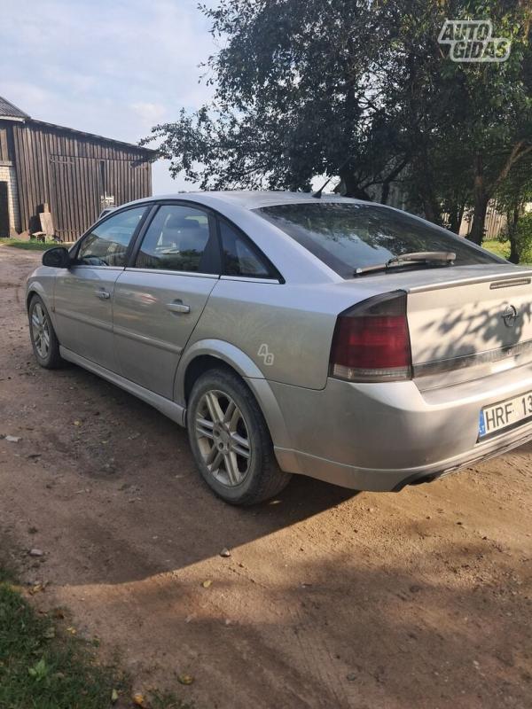 Opel Vectra 2003 Raseiniai, ar dzinēja tilpumu 2.20 L un nobraukumu 361 tūkst. km par 800 €, foto 4 vietnē AUTOMOTO.COM.LV
