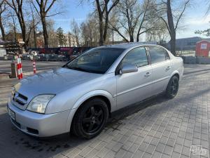 Opel Vectra 2004 Šilutė, ar dzinēja tilpumu 2.20 L un nobraukumu 250 tūkst. km par 1150 €, foto  vietnē AUTOMOTO.COM.LV