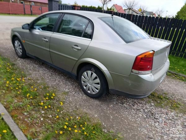 Opel Vectra 2004 Marijampole, ar dzinēja tilpumu 2.20 L un nobraukumu 288 tūkst. km par 450 €, foto 5 vietnē AUTOMOTO.COM.LV