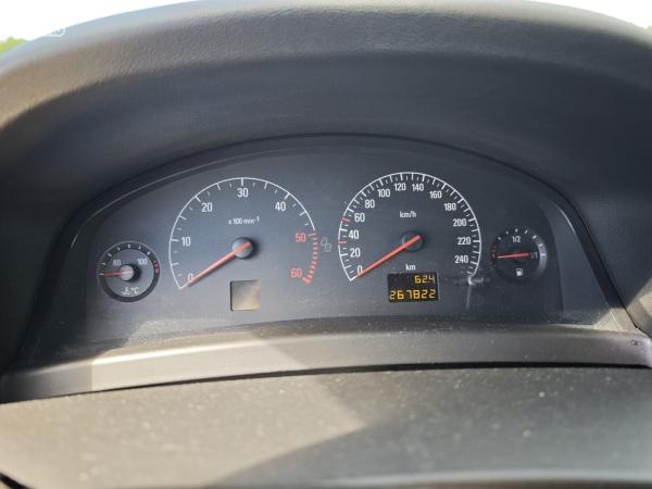 Опель Вектра 2004 в Шяуляй, объемом двигателя 2.00 л и пробегом 268 тыс. км за 1100 €, фото 6 на AUTOMOTO.COM.LV