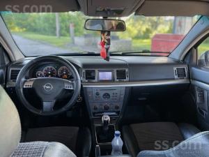 Opel Vectra 2004 Ventspils, ar dzinēja tilpumu 2.20 L un nobraukumu 470 tūkst. km par 950 €, foto 5 vietnē AUTOMOTO.COM.LV