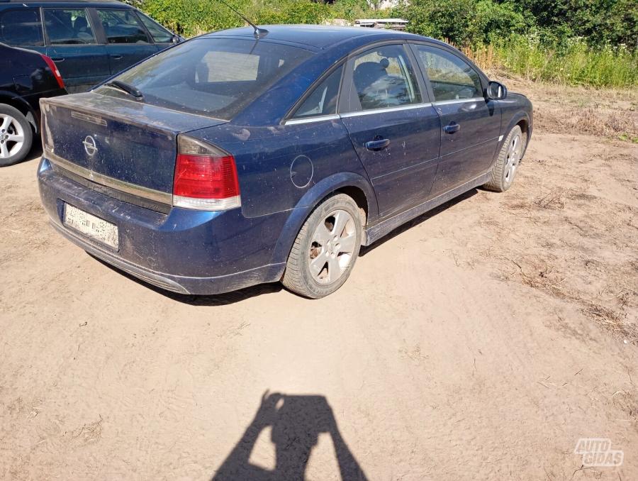 Opel Vectra 2004 Ukmergė, ar dzinēja tilpumu 1.90 L un nobraukumu 300 tūkst. km par 360 €, foto 5 vietnē AUTOMOTO.COM.LV