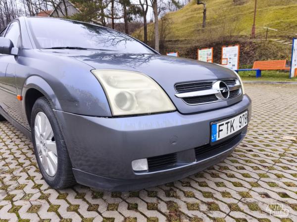 Opel Vectra 2005 in Kaunas, with an engine capacity of 2.20 L and mileage of 265 thousand km for 600 €, photo 7 on AUTOMOTO.COM.LV