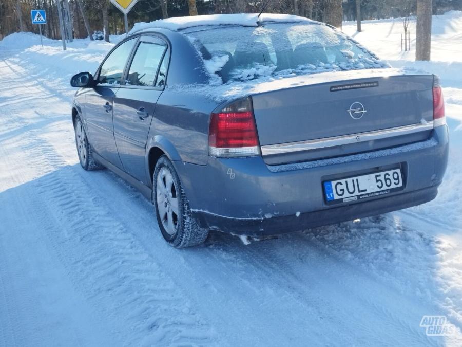 Opel Vectra 2005 Mažeikiai, ar dzinēja tilpumu 1.80 L un nobraukumu 440 tūkst. km par 1200 €, foto 2 vietnē AUTOMOTO.COM.LV