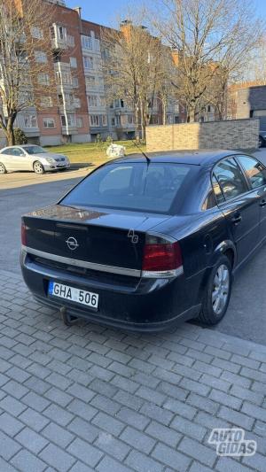 Opel Vectra 2005 in Klaipeda, with an engine capacity of 1.90 L and mileage of 316 thousand km for 900 €, photo 5 on AUTOMOTO.COM.LV