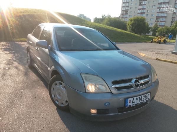Opel Vectra 2005 Panevēža, ar dzinēja tilpumu 2.20 L un nobraukumu 272 tūkst. km par 700 €, foto 1 vietnē AUTOMOTO.COM.LV