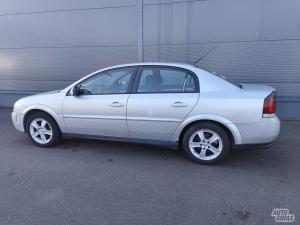 Opel Vectra 2005 Kauņa, ar dzinēja tilpumu 1.90 L un nobraukumu 450 tūkst. km par 600 €, foto 6 vietnē AUTOMOTO.COM.LV