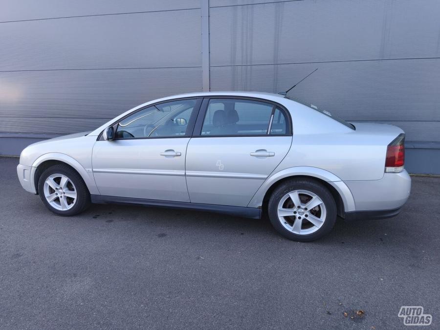 Opel Vectra 2005 Kauņa, ar dzinēja tilpumu 1.90 L un nobraukumu 450 tūkst. km par 600 €, foto 6 vietnē AUTOMOTO.COM.LV