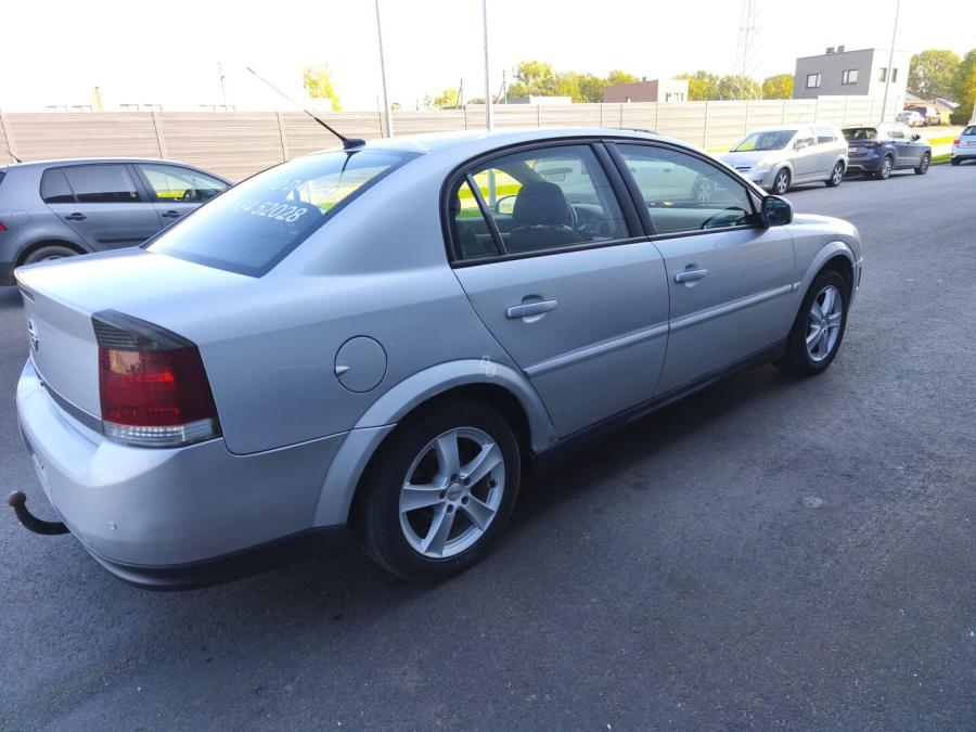 Opel Vectra 2005 Kauņa, ar dzinēja tilpumu 1.90 L un nobraukumu 450 tūkst. km par 600 €, foto 7 vietnē AUTOMOTO.COM.LV